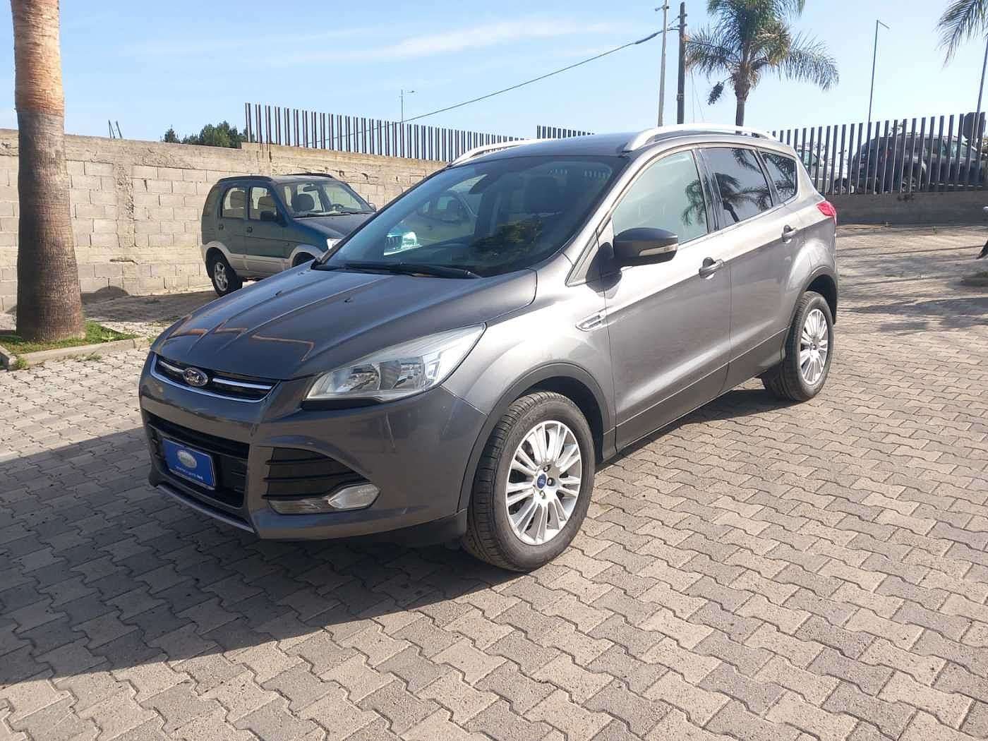 Ford Kuga2ª serie 2.0 TDCI 140 CV 4WD Powershift Titanium