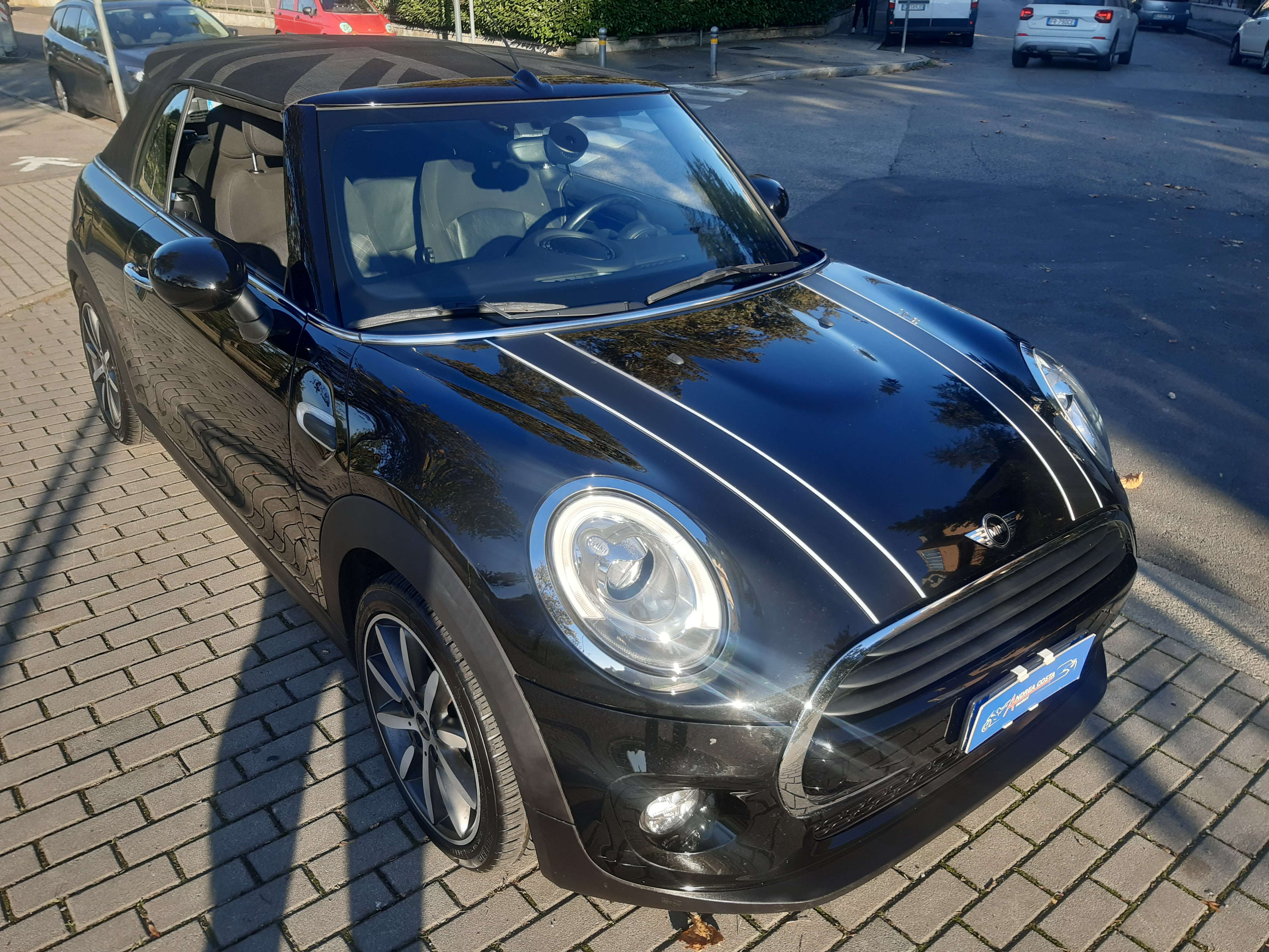 MINI Cooper D CabrioHype twinturbo 116cv