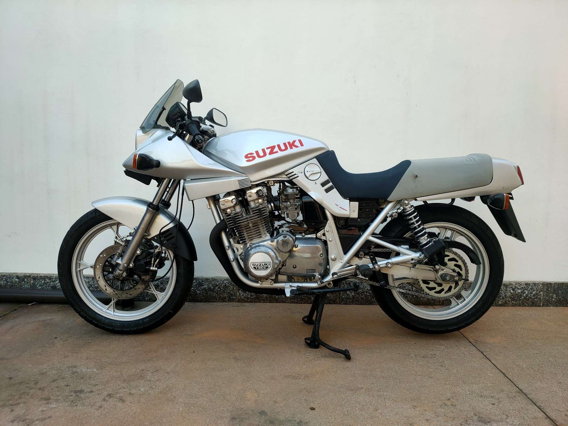 Suzuki GSX 1100S Katana