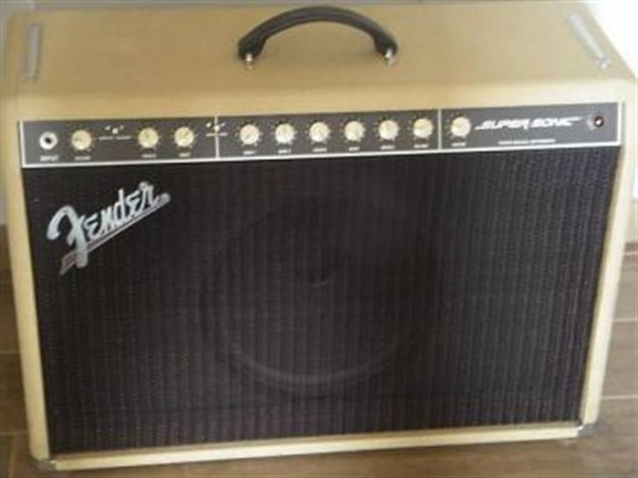 AMPLIFICATORE FENDER SUPERSONIC 60 BLONDE