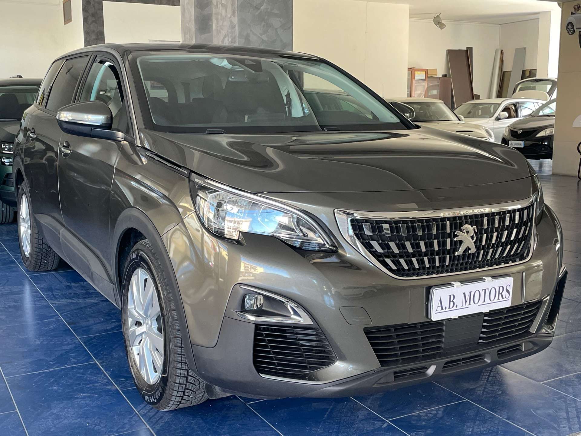 Peugeot 50081.5 bluehdi Business 7 posti