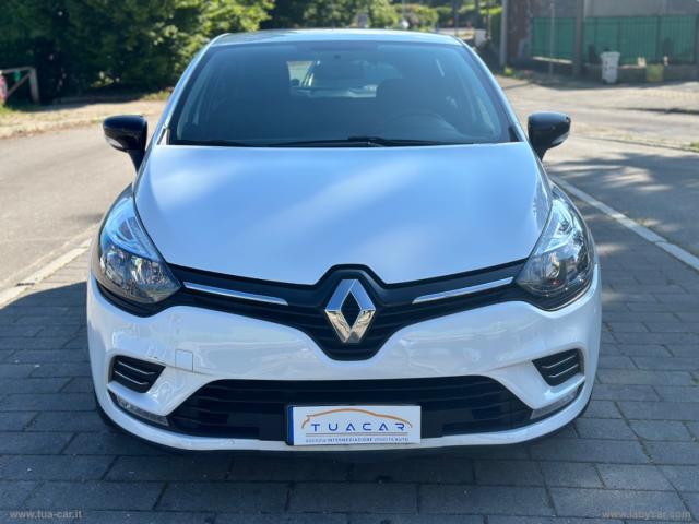 Renault clio dci 8v 90cv 5p. moschino life