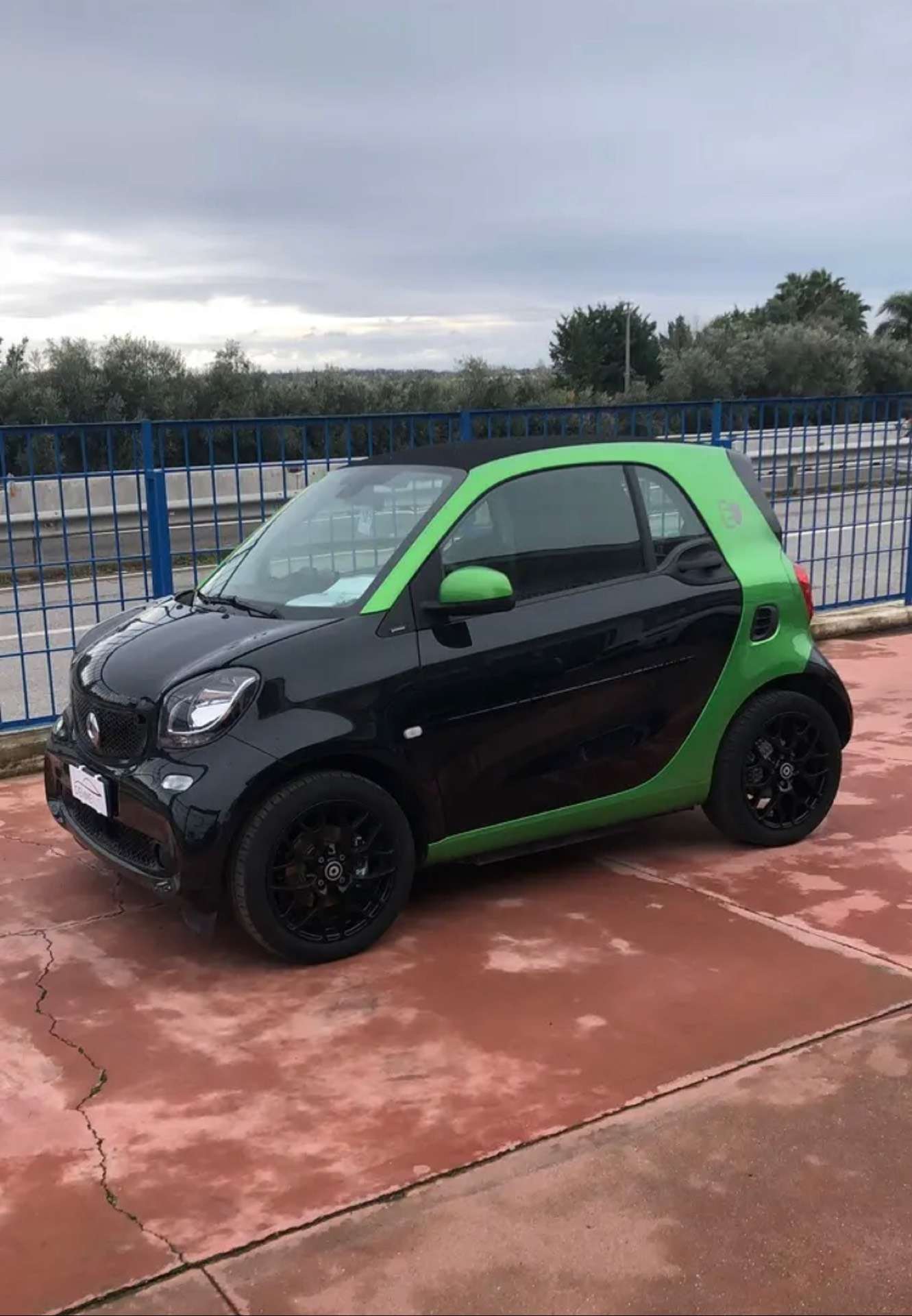 smart forTwoCabrio electric drive Passion