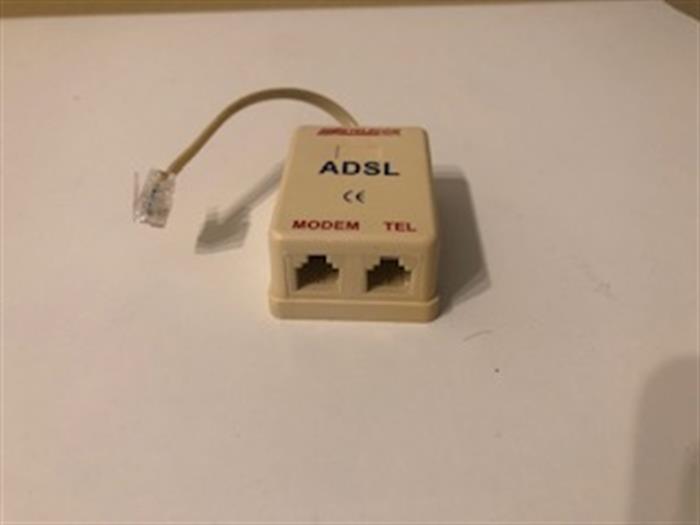 FILTRO ADSL SPLITTER RJ TELECOM ITALIA USATO (NS. RIF. 120820/001).