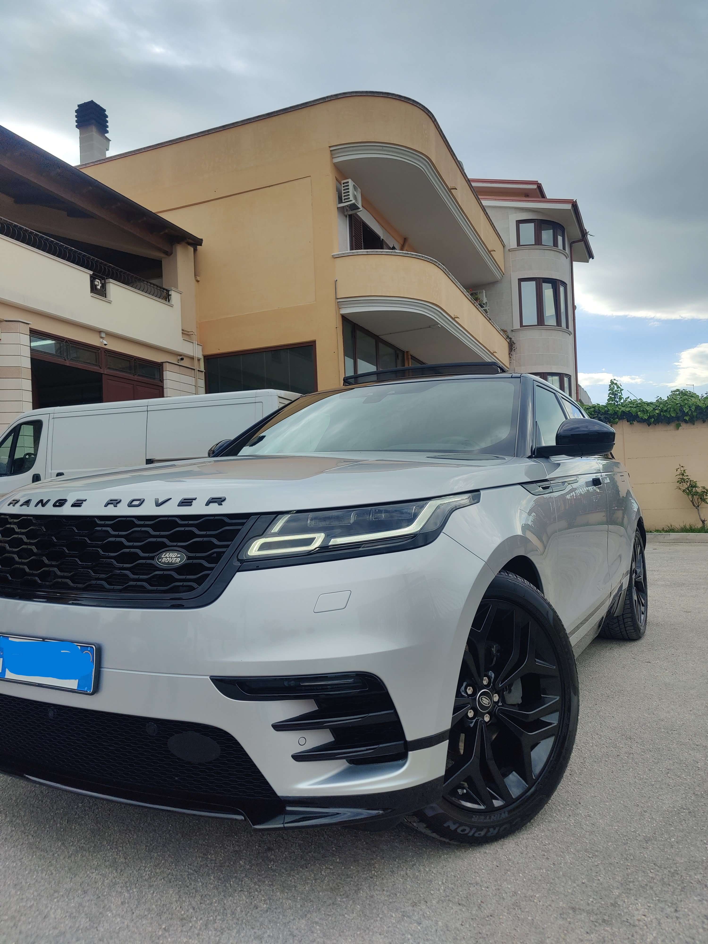 Land Rover Range Rover VelarRange Rover Velar 2018 2.0 i4 HSE 240cv auto