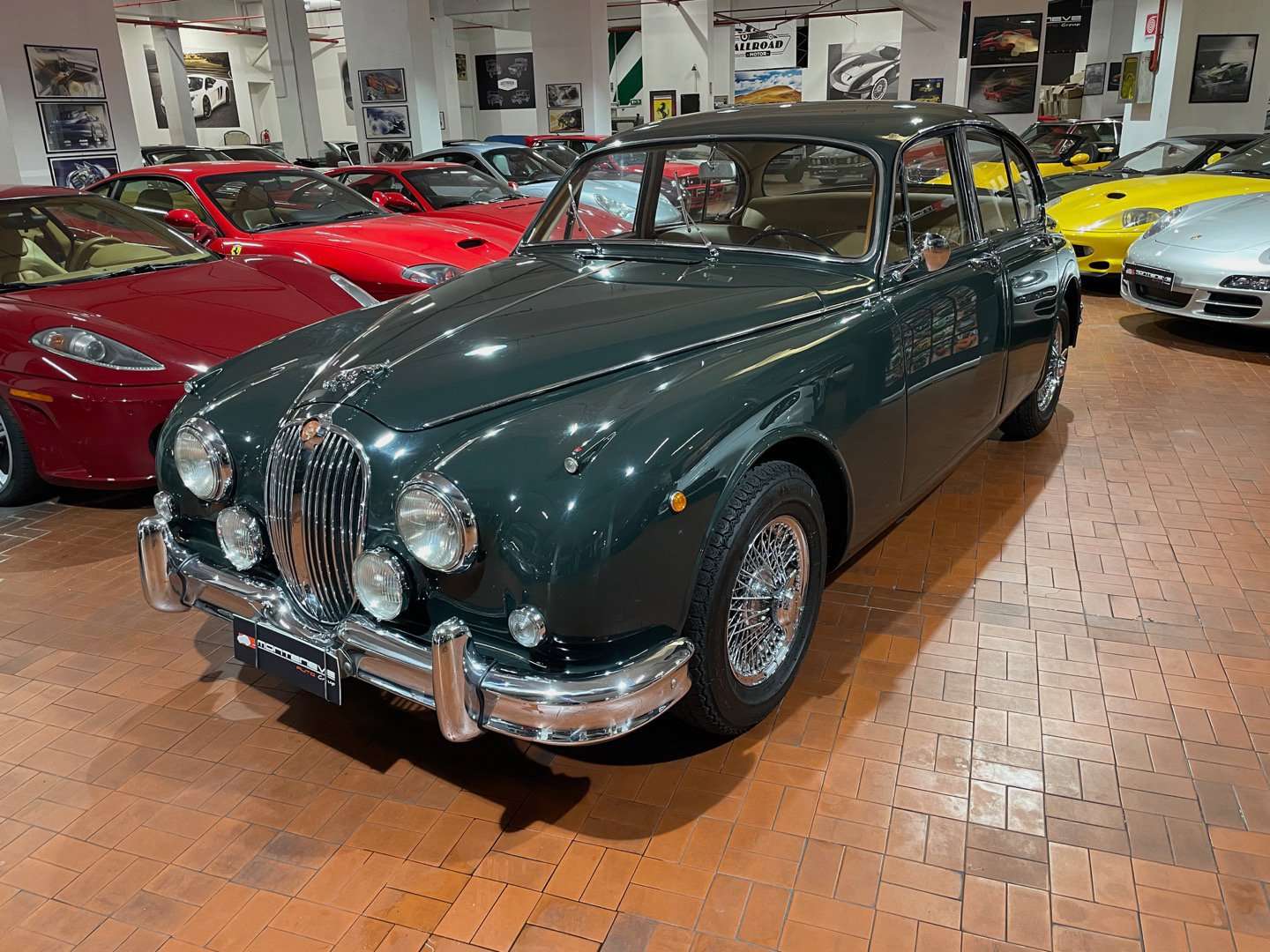 Jaguar MK II3.4 RESTAURATA TARGA ROMA ORIGINALE