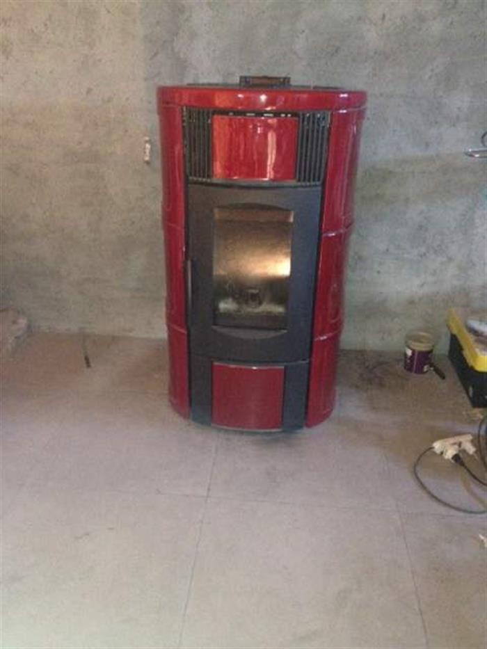 STUFA A PELLET DA 15 KW IDRO