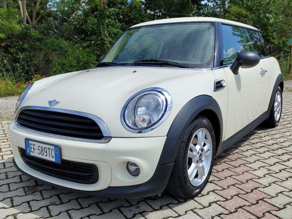 MINI OneMini III R56 2012 Hatchback 1.6 FL