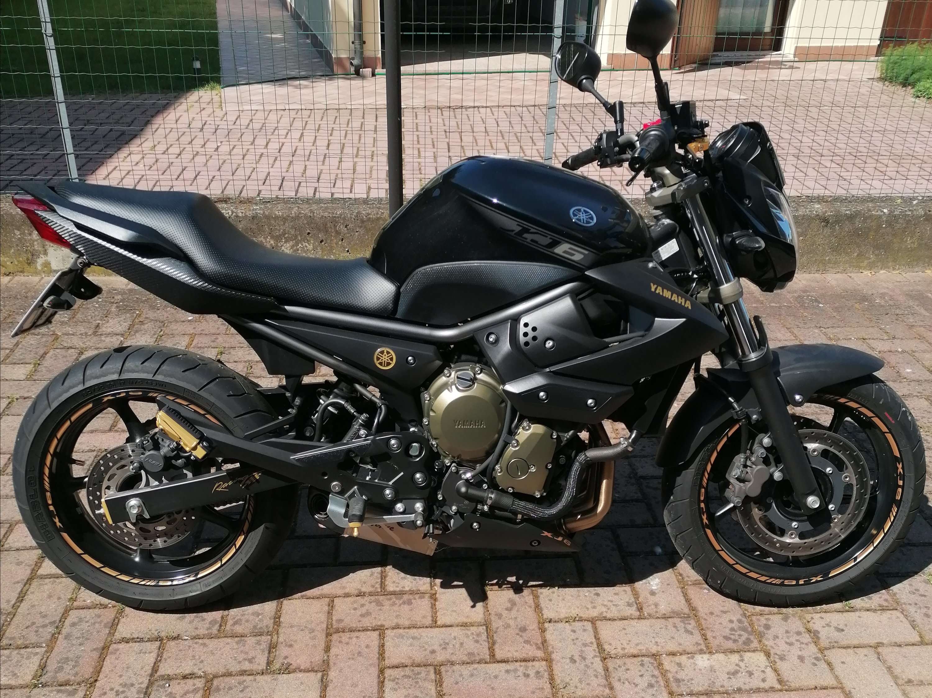 Yamaha XJ 6