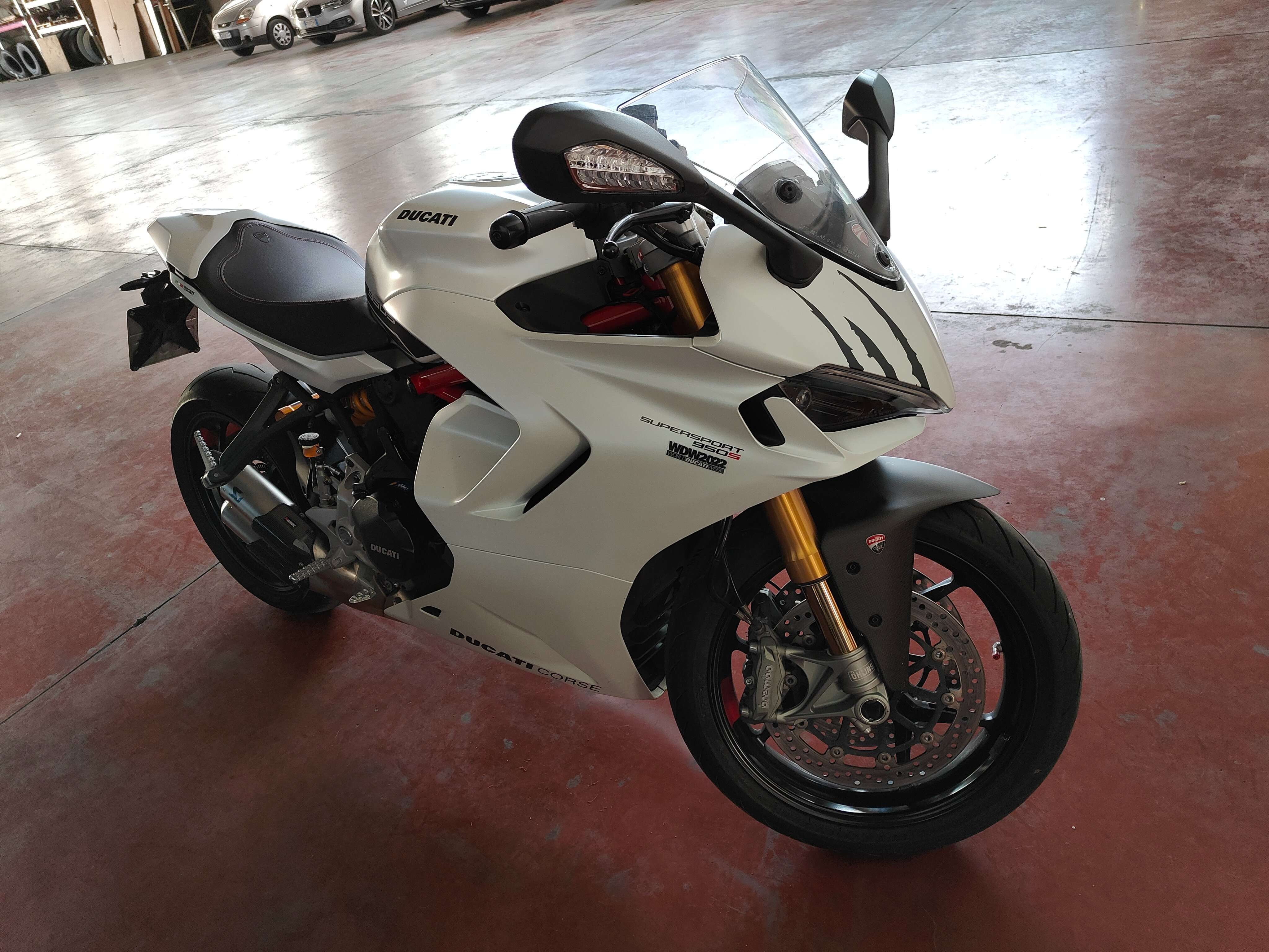 Ducati SuperSport950S