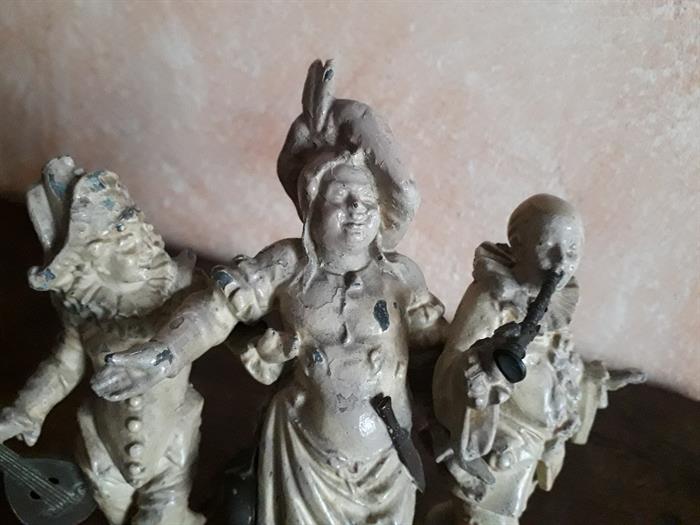 ANTICA STATUETTA IN FERRO? "I TRE SUONATORI"