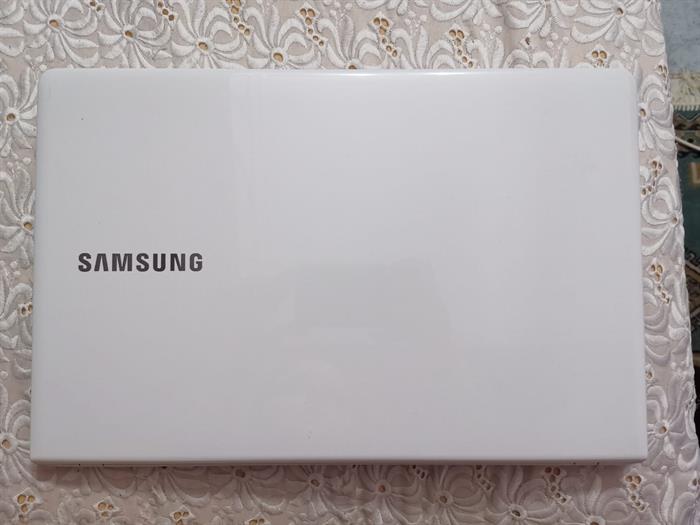 PC SAMSUNG SERIE 3 BIANCO