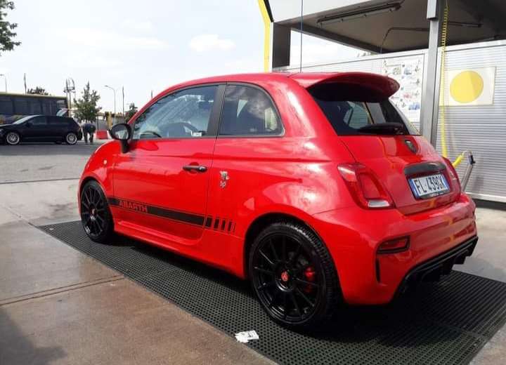 Abarth 595 Competizione