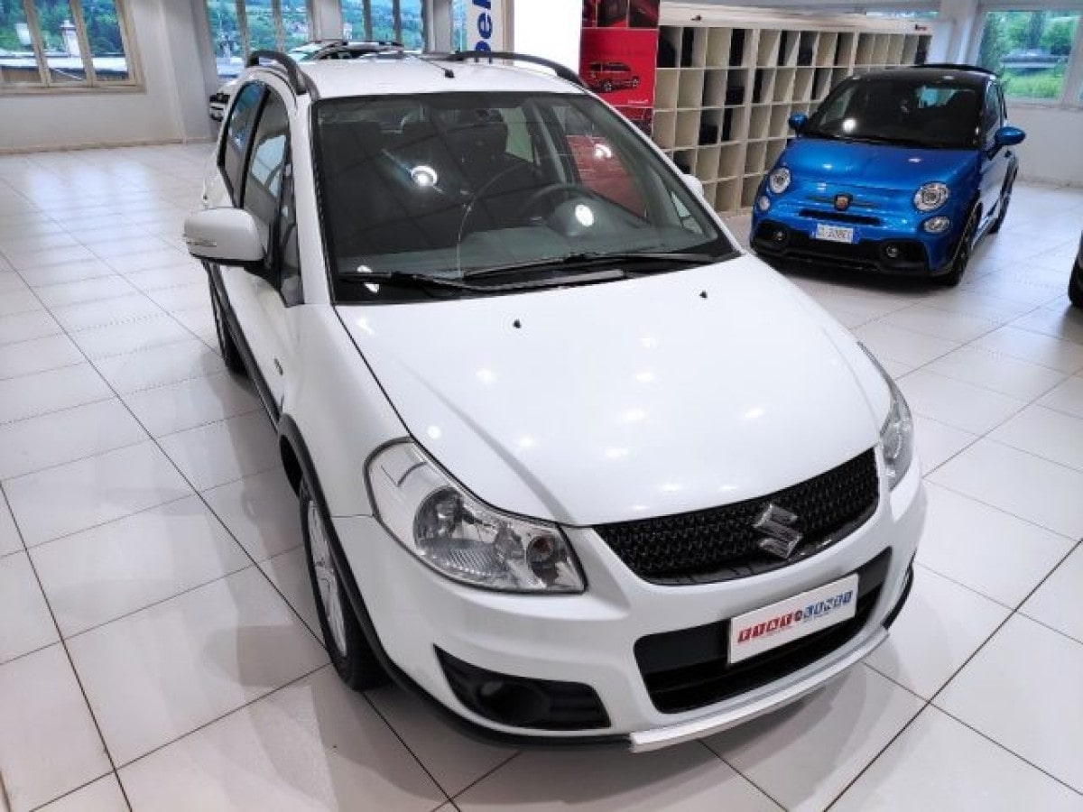 SUZUKI SX4 2.0 DDiS 16V 4WD Outdoor Line GLX