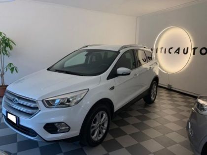 FORD Kuga 2ª serie Kuga 1.5 TDCI 120 CV S&S 2WD Powershift Titanium