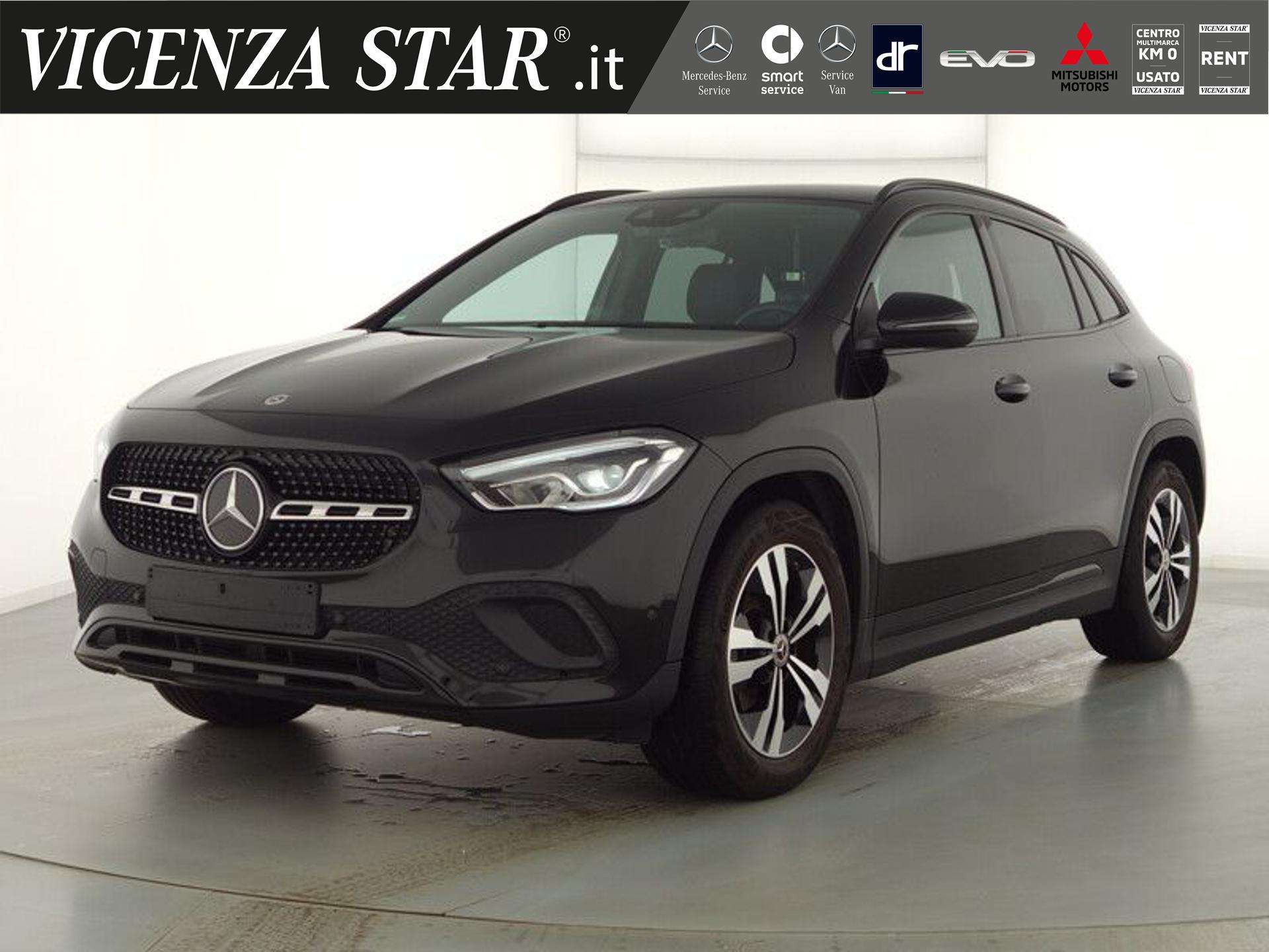 Mercedes-Benz GLA 180AUTOMATIC SPORT NEW MODEL