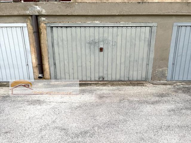 Garage in vendita a siracusa tunisi