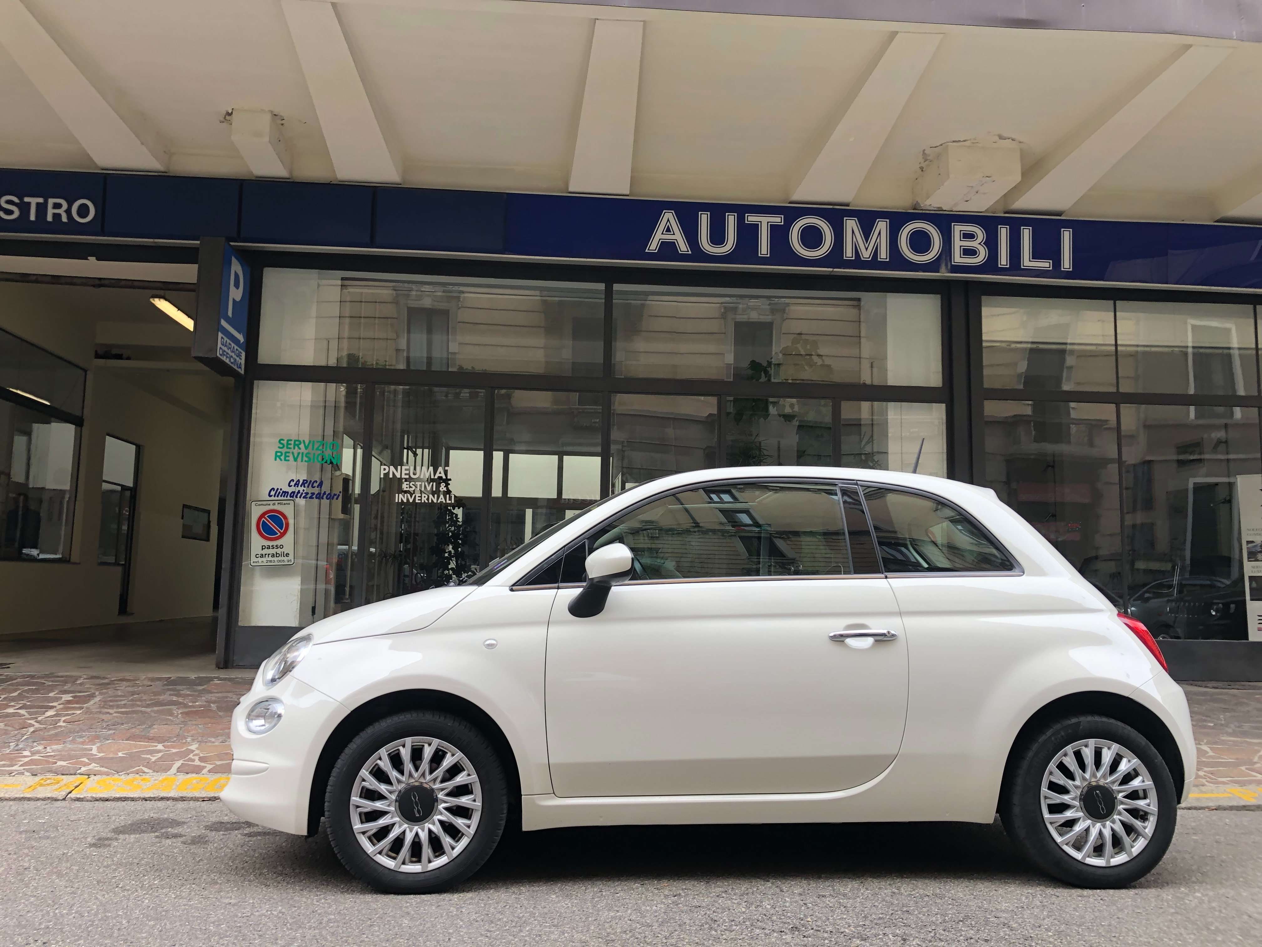 Fiat 500lounge 1.2 benzina neopatentati