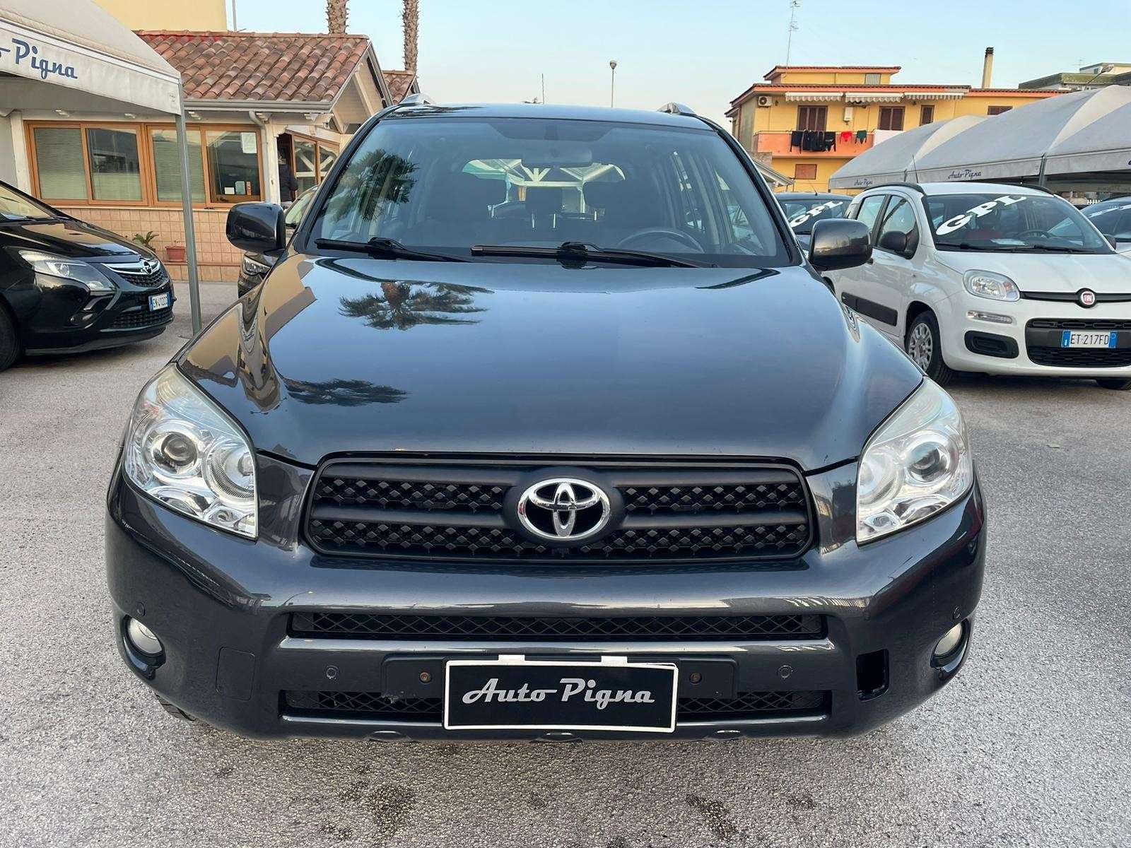 Toyota RAV 4RAV4 2.2 D-4D 136 CV Sol