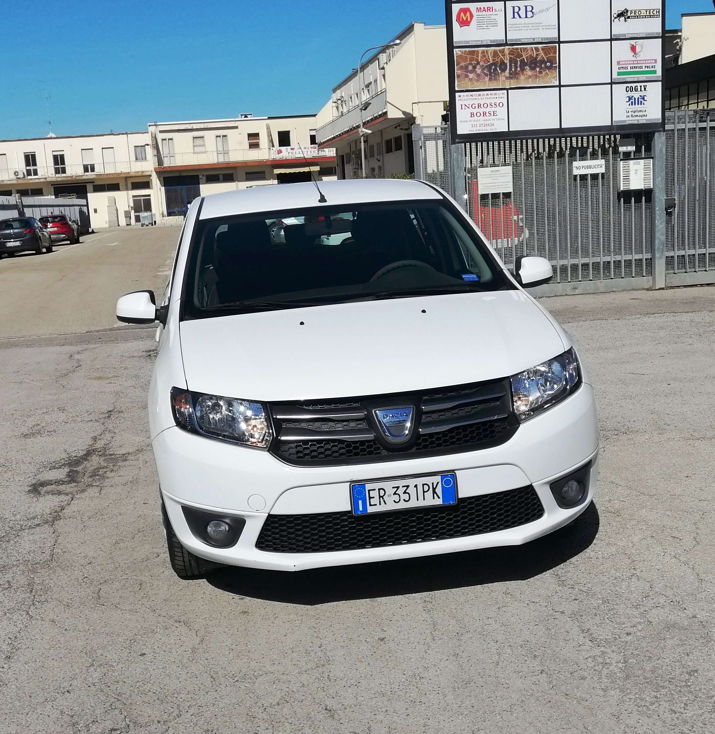 Dacia SanderoSandero 1.2 Laureate Gpl 75cv