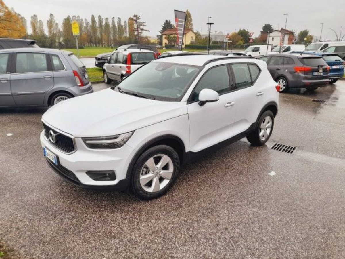 VOLVO XC40 (2017-->) XC40 D3