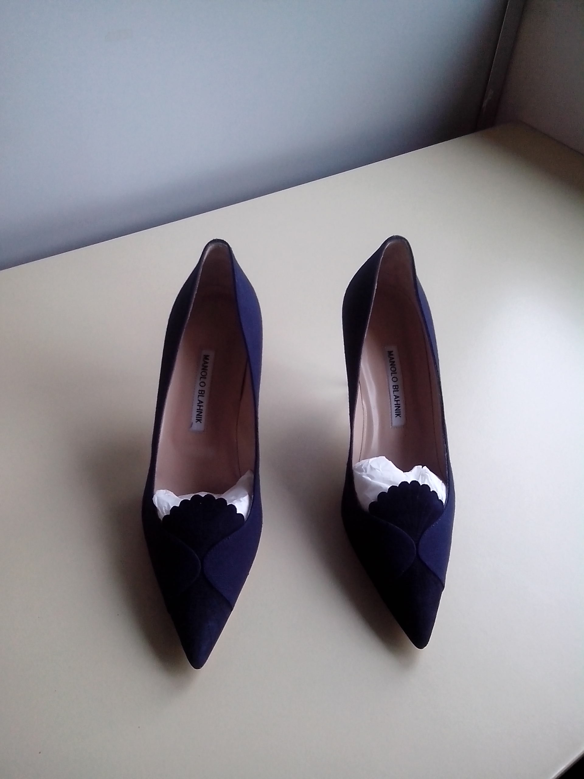 OTTIMO AFFARE! NUOVE DECOLLETÈ DI MANOLO BLAHNIK