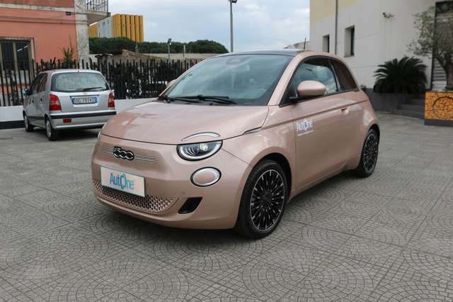 Fiat 500eICON 43kW BERLINA LED NAV TETTO P. AUTONOMIA 235KM