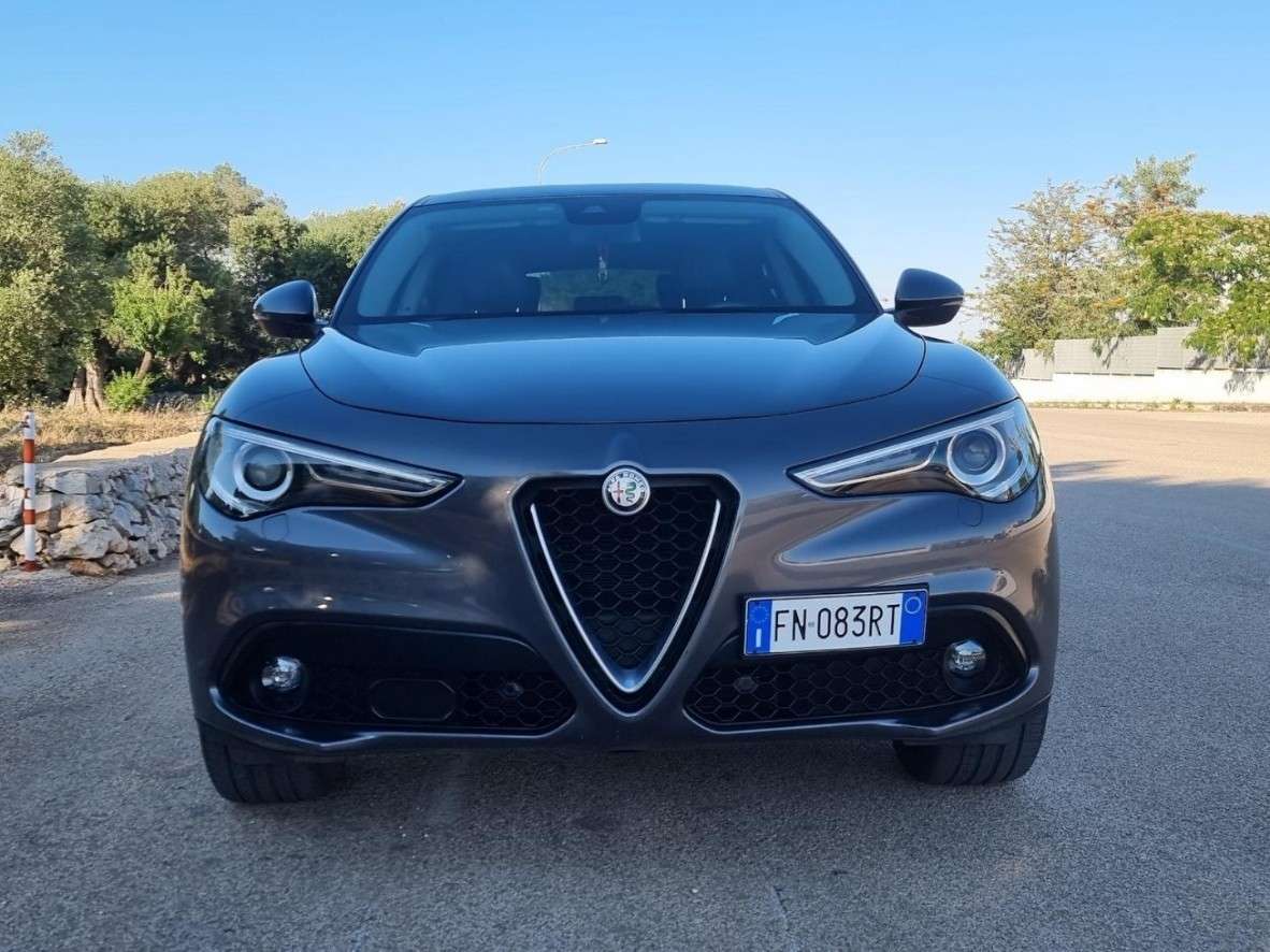 Alfa Romeo Stelvio2.2 t Executive Q4 210cv auto my19