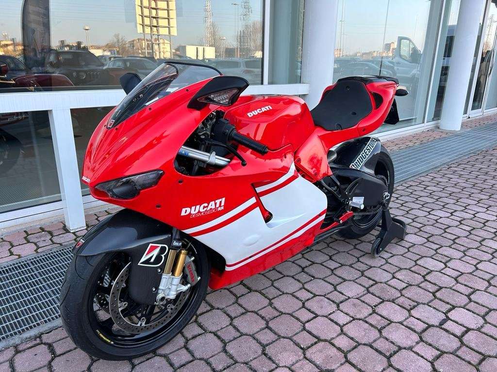 Ducati Desmosedici RREsemplare n. 359/1500