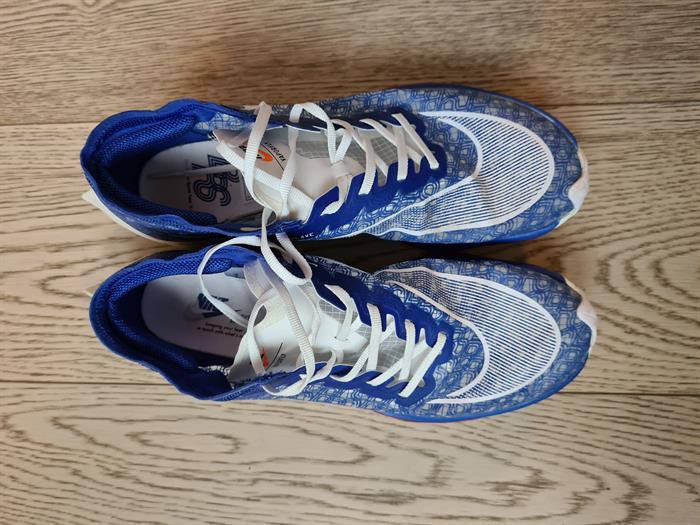 SCARPE RUNNING NIKE ZOOMX