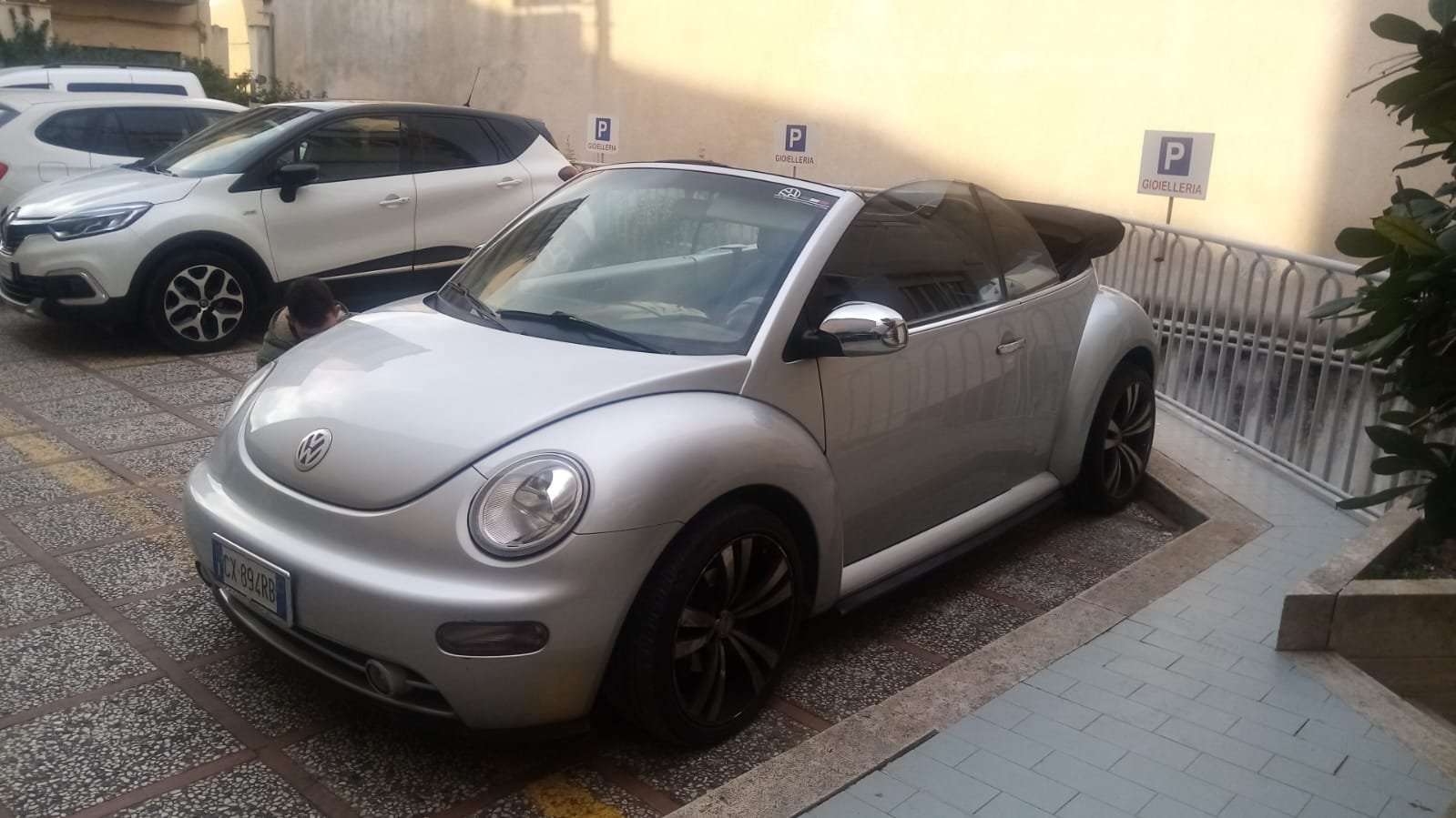 Volkswagen New BeetleNew Beetle Cabrio 1.9 tdi 100cv