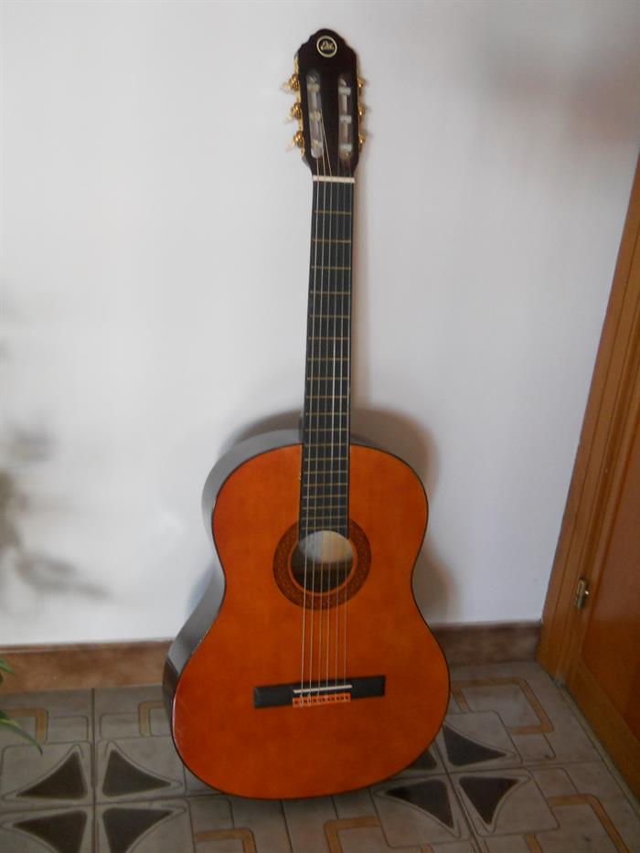 CHITARRA CLASSICA EKO