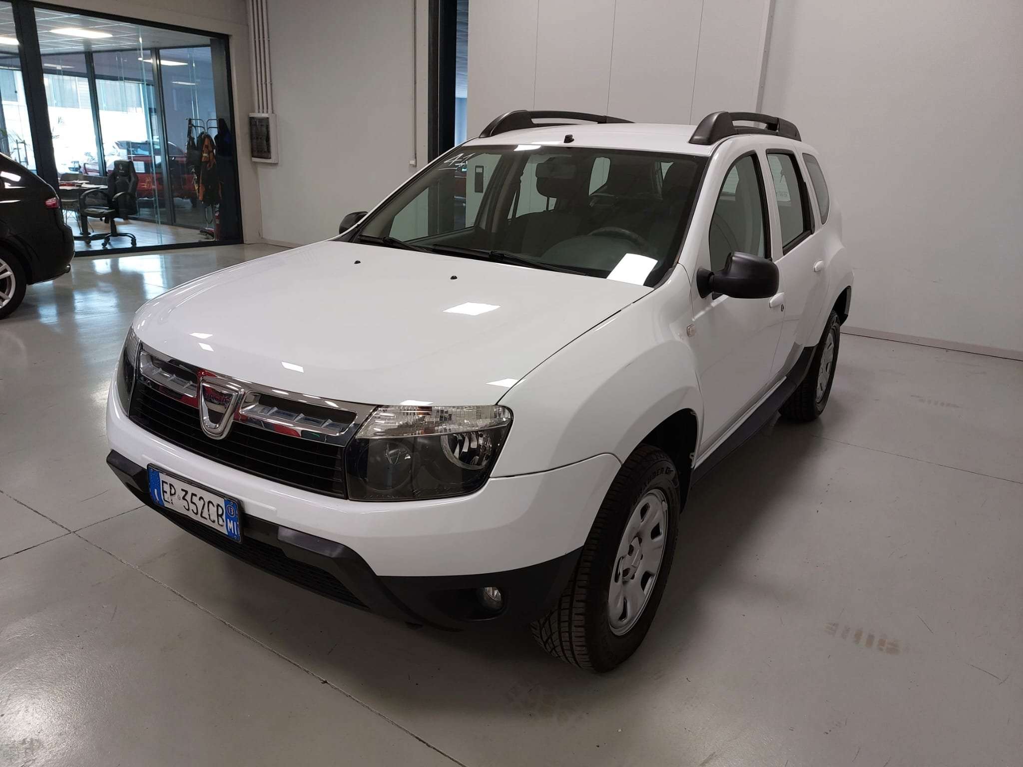 Dacia DusterDuster 1.5 dci Laureate 4x2 110cv+UNICO PROPIETAR