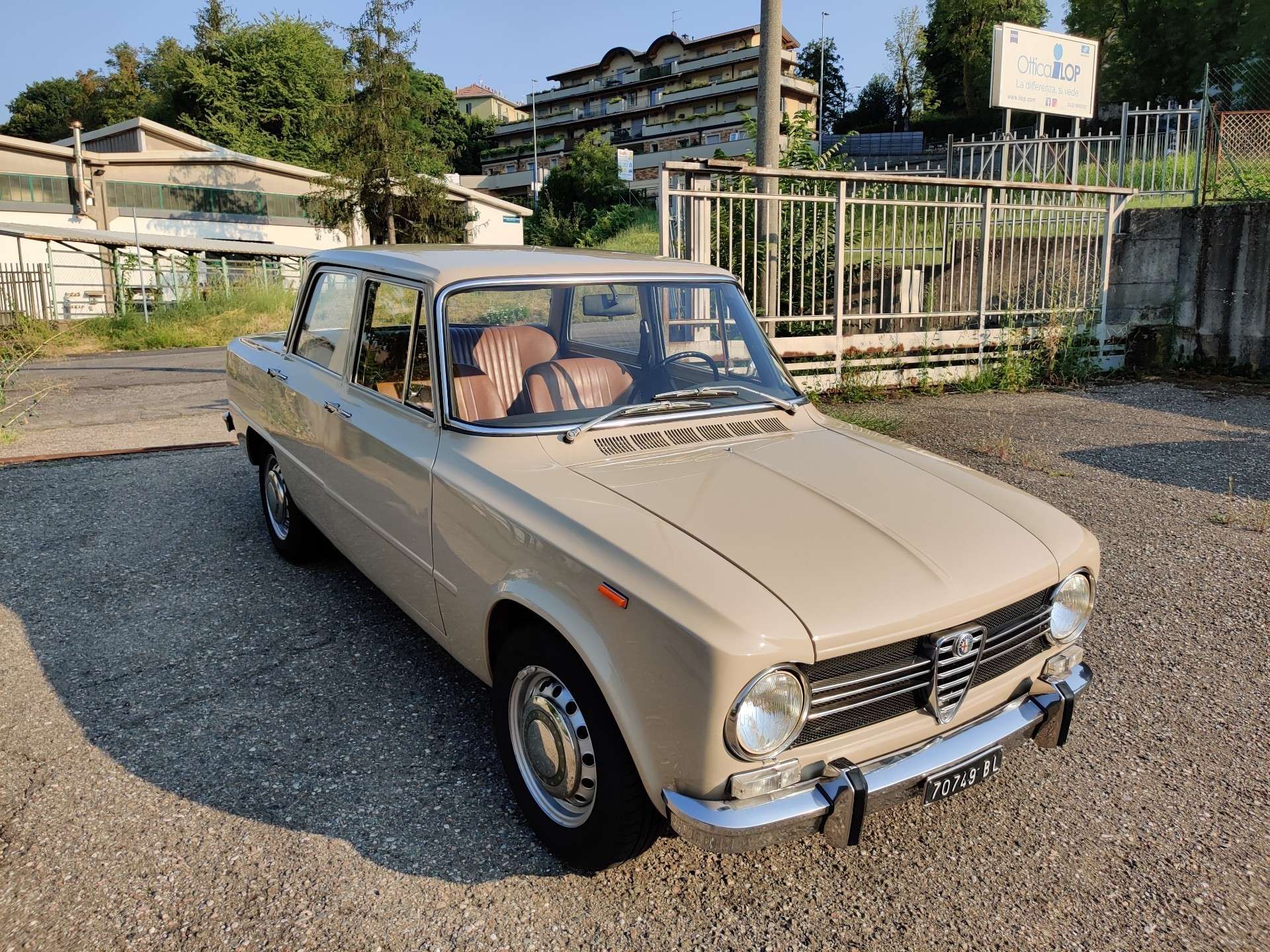 Alfa Romeo Giulia1300 SUPER