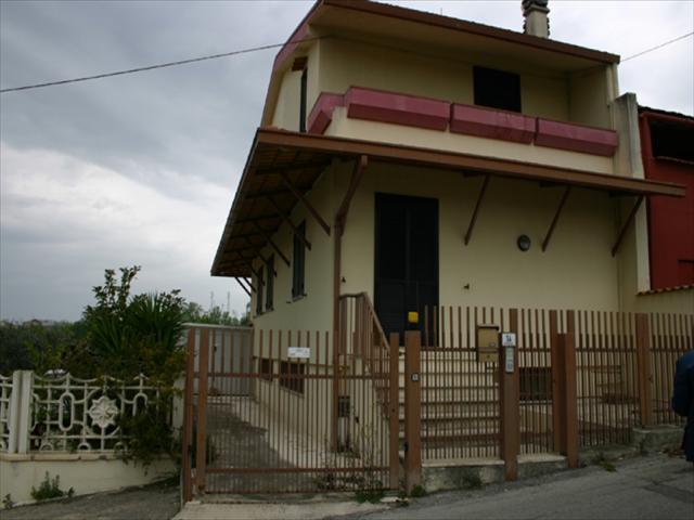 Casa indipendente in vendita a chieti periferia