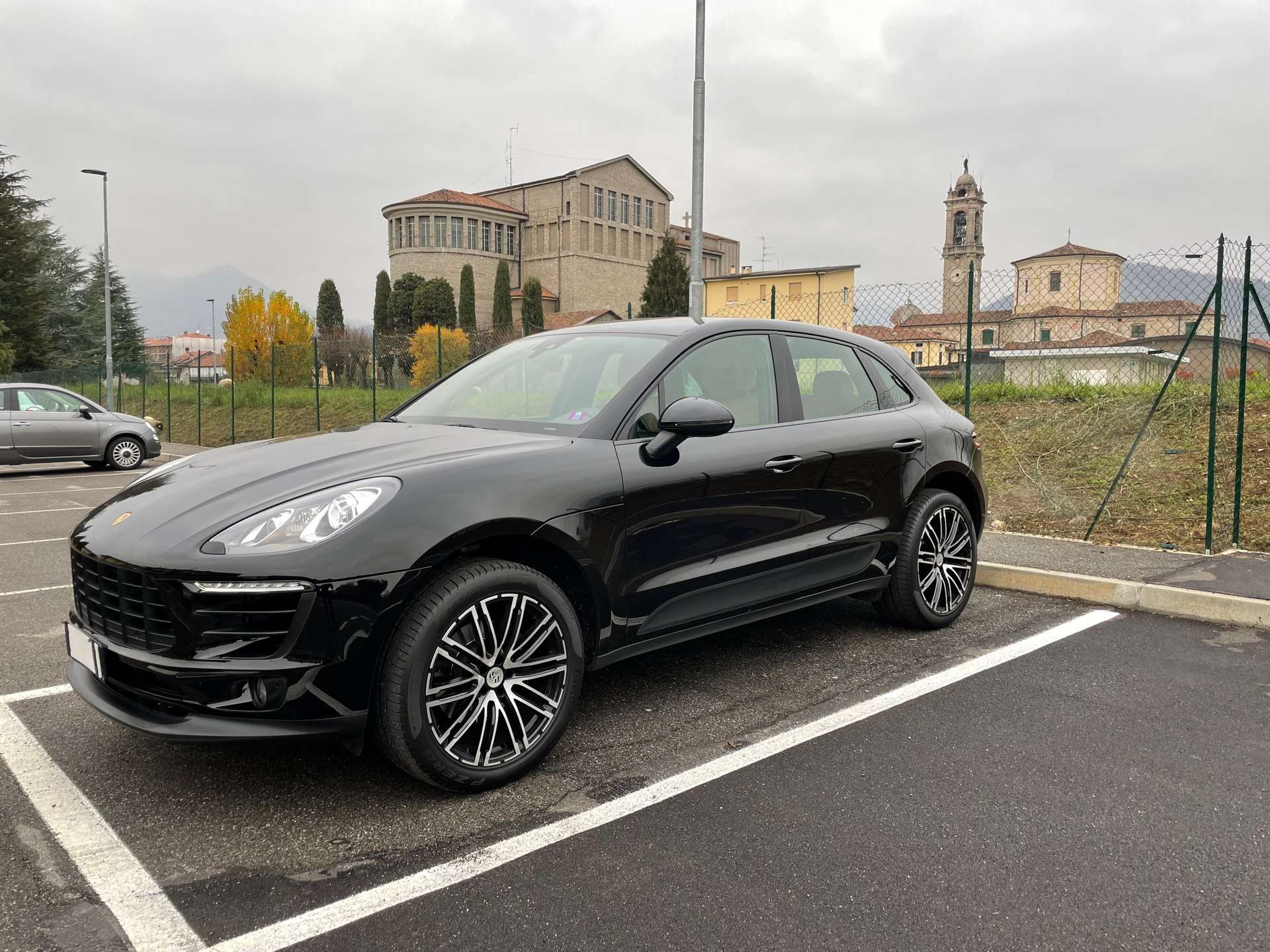 Porsche Macan2.0 252 CV *PARI AL NUOVO*