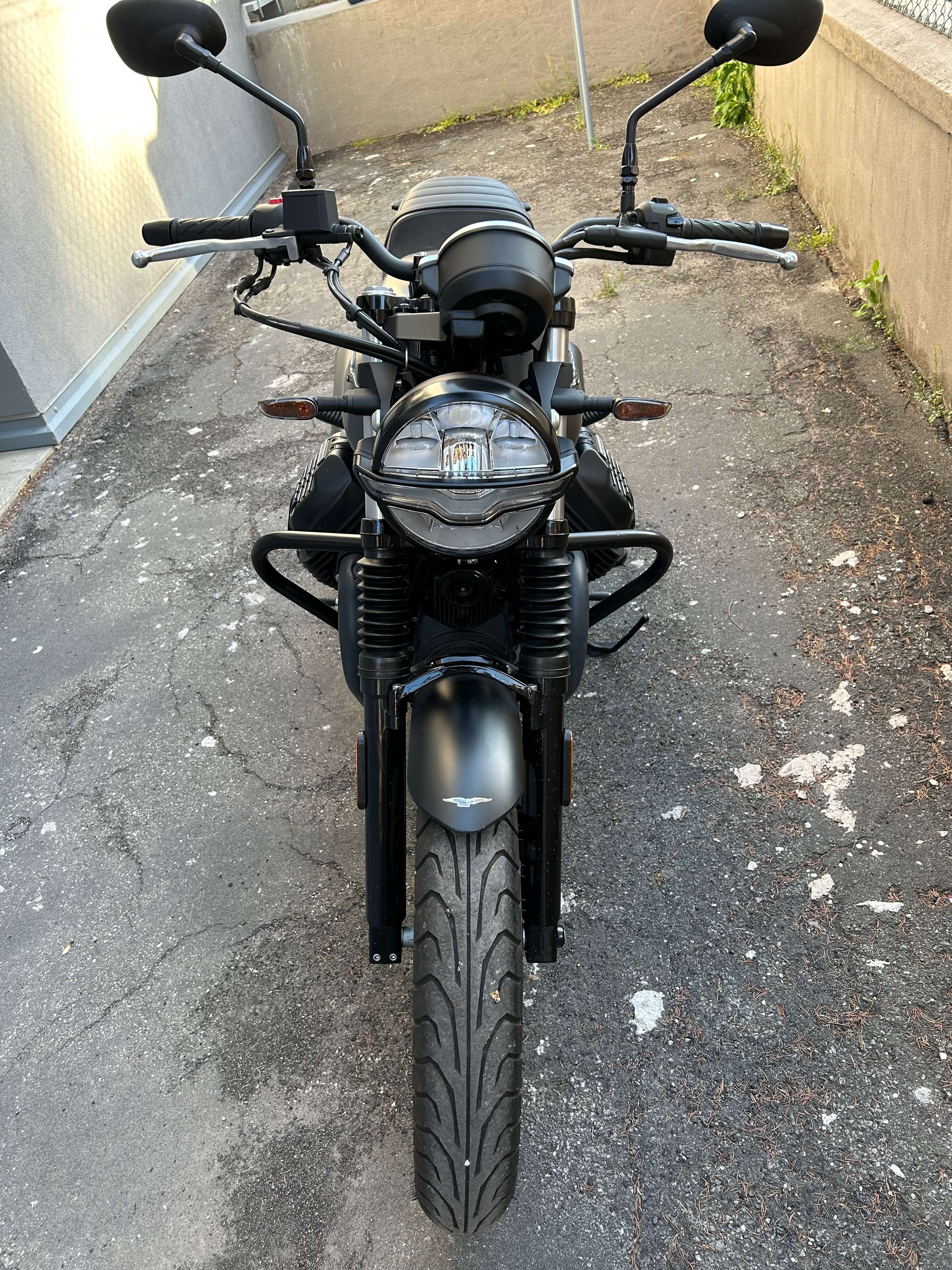 Moto Guzzi V 7Stone