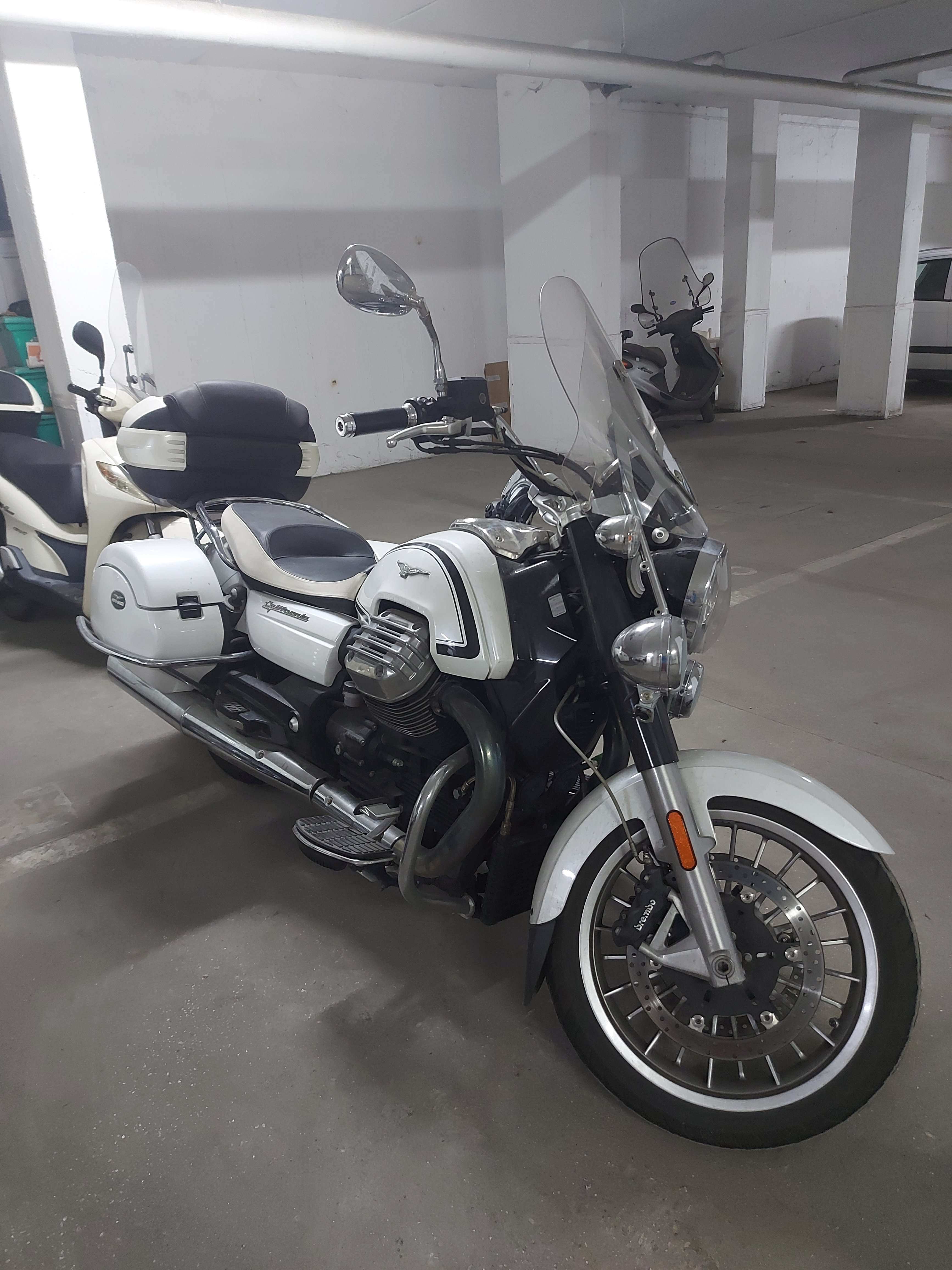 Moto Guzzi California 1400touring abs