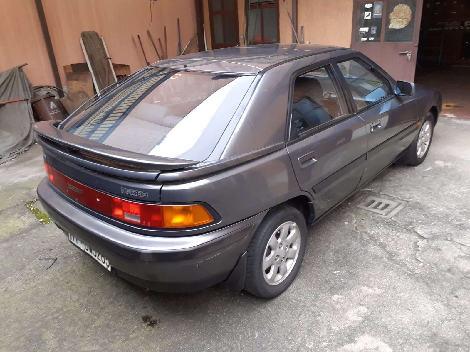 Mazda 323323F 5p 1.8 GT