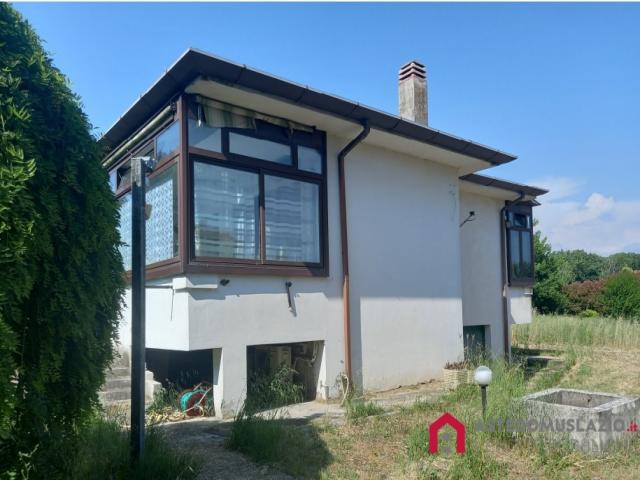 Villa in via roselli 7/a aprilia