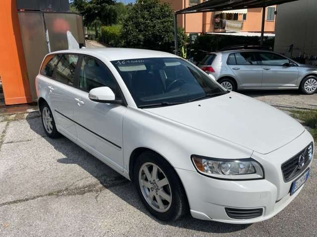 Volvo V50V50 1.6 d2 R-115cv EURO 5 20 KM CON UN LITRO