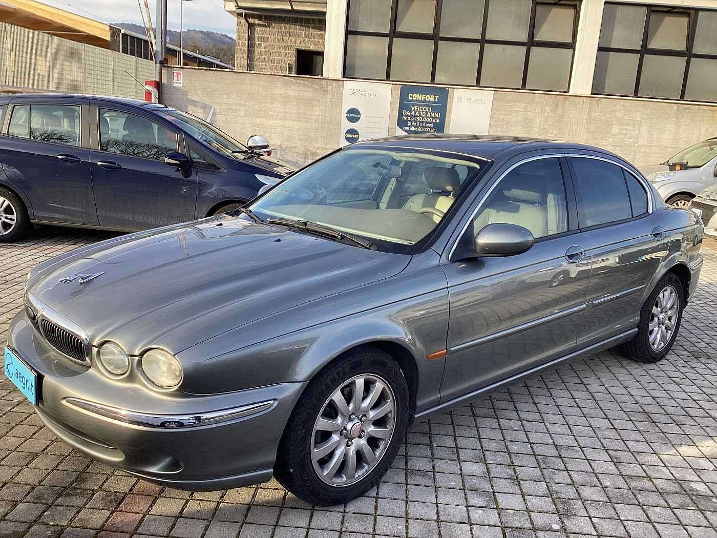 Jaguar X-TypeX400/6/7/8/9 2.5 V6 24V cat