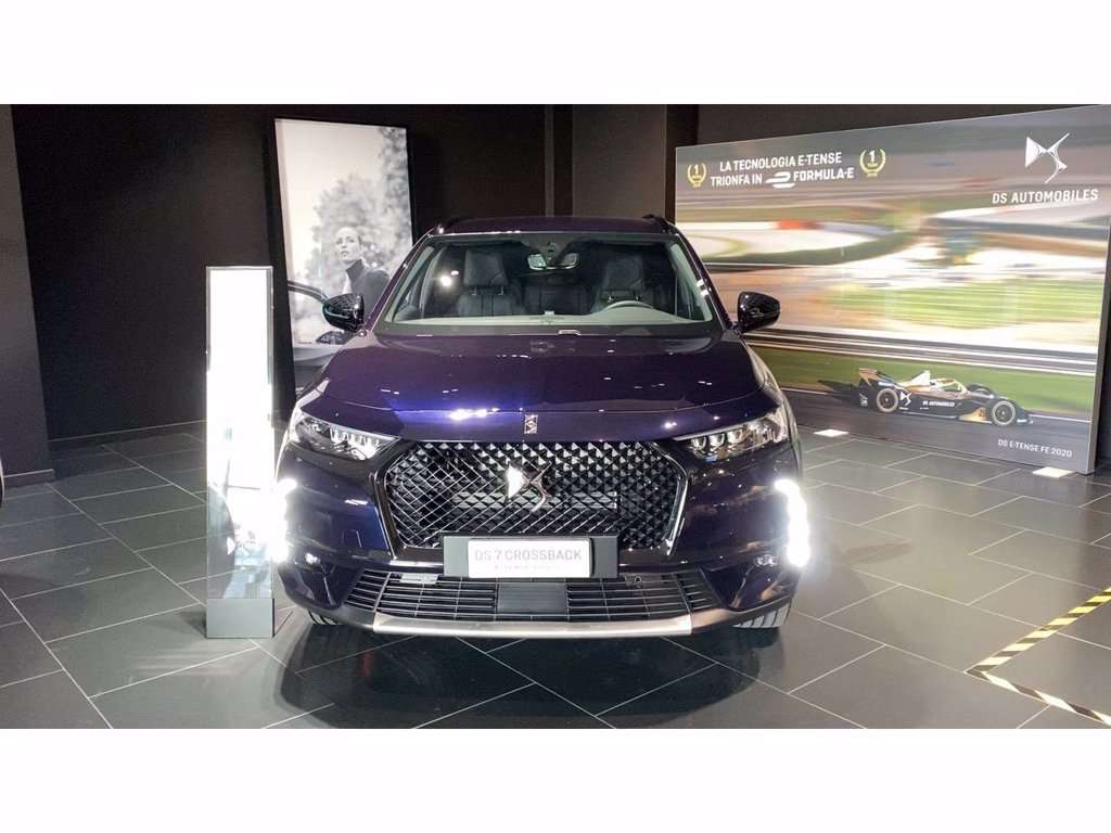 DS Automobiles DS 7 CrossbackDS7 CROSSBACK 1.6 E-TENSE Louvre auto