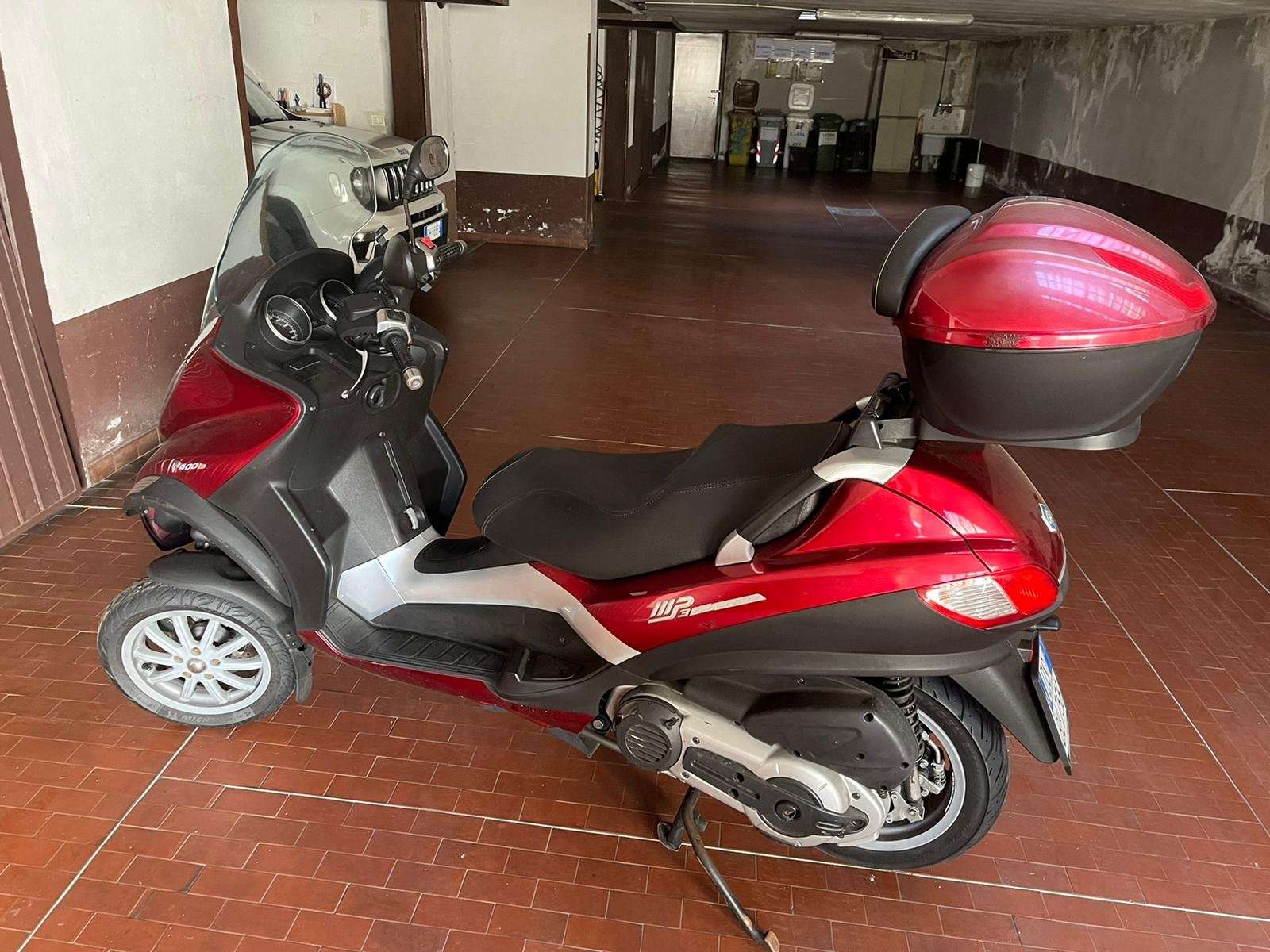 Piaggio MP3 400vers.02