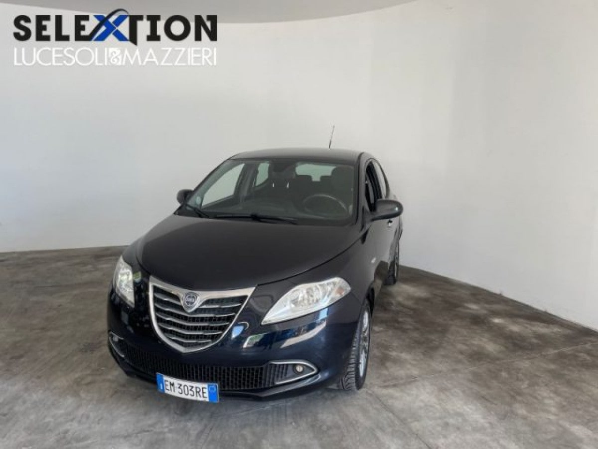 LANCIA Ypsilon 3ª serie Ypsilon 1.2 69 CV 5 porte GPL Ecochic Gold