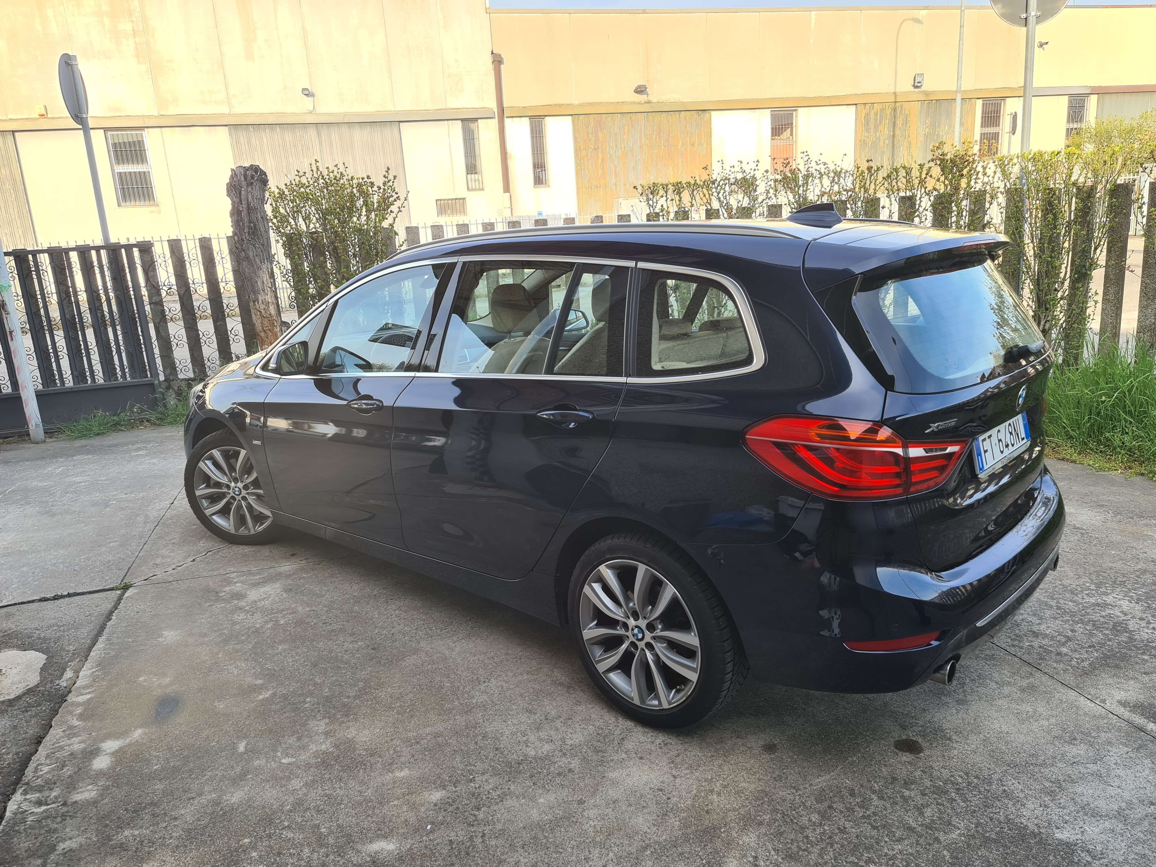 BMW 220serie 2 gran tourer luxury