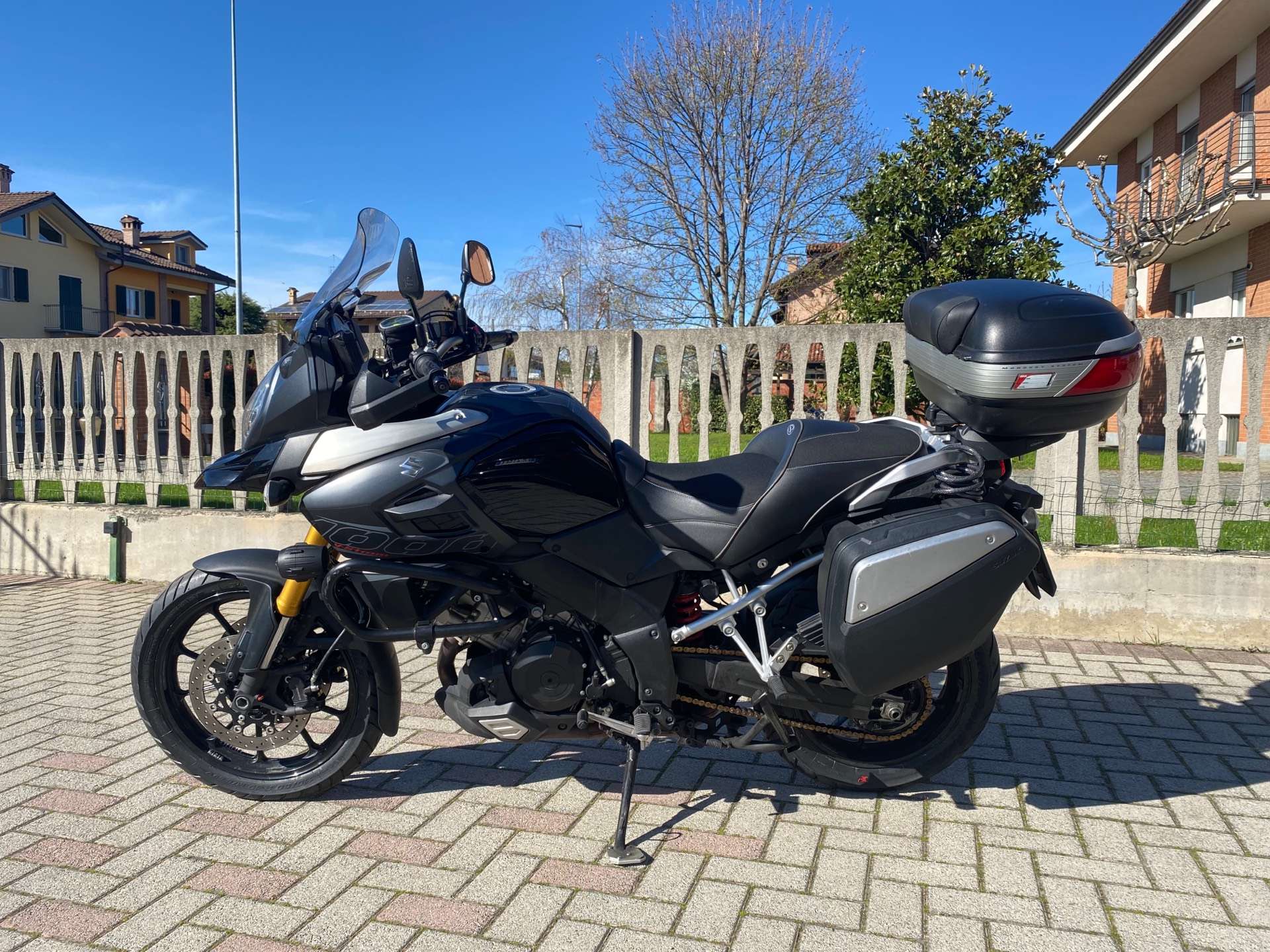 Suzuki V-Strom 1000