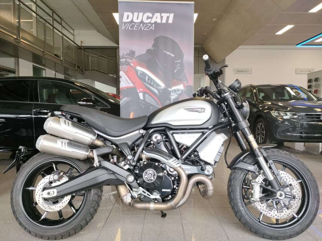 Ducati Scrambler 1100 DARK STEALTH