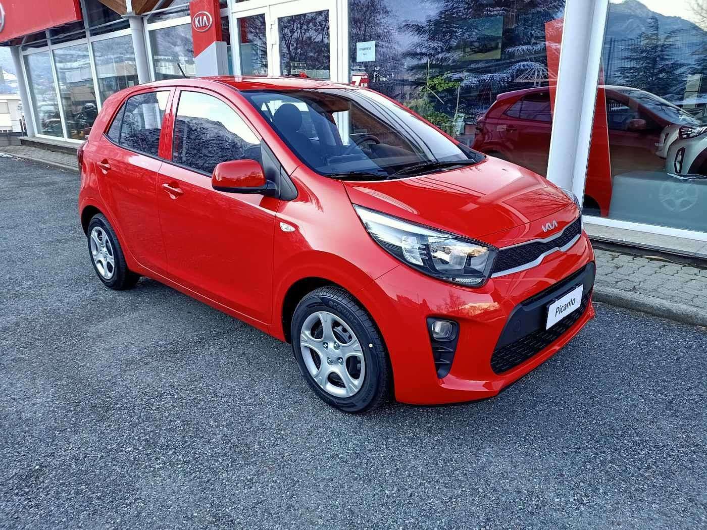 Kia Picanto1.0/67 CV URBAN Neopatentati