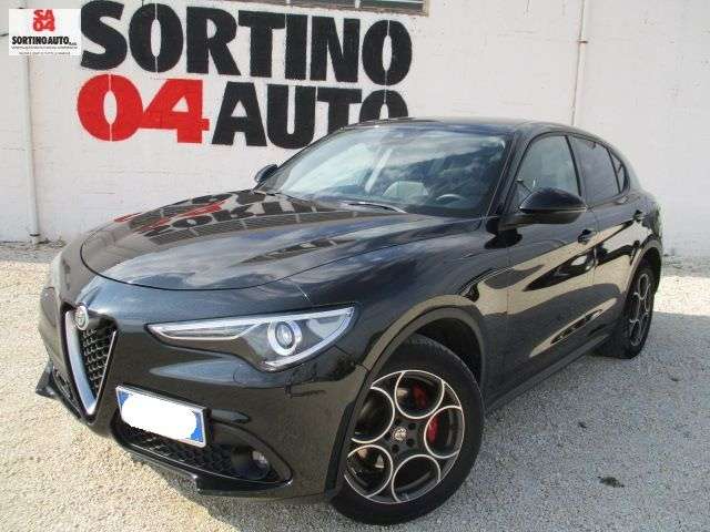 Alfa Romeo Stelvio2.2 MTJ Super Q4 210cv AT8-2017 PELLE+NAVI-UNIPR.